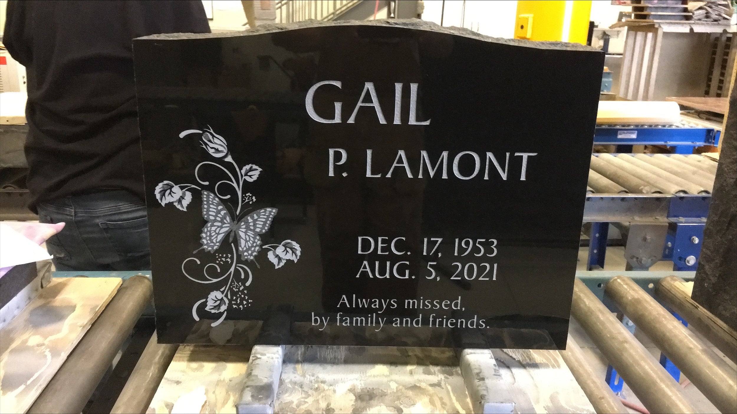 Single Upright – Prairie Flat Memorials